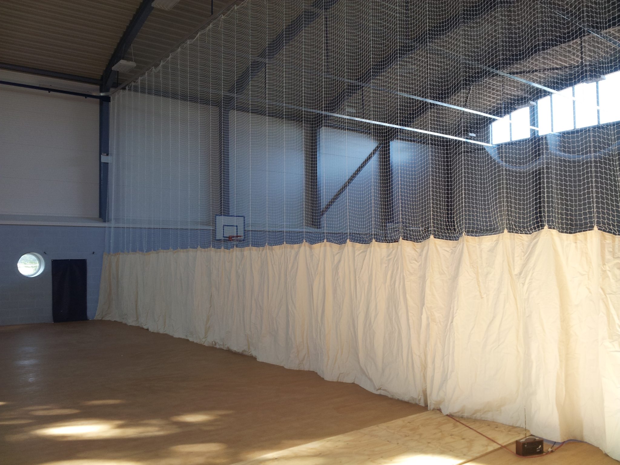 Dividing Curtain for Sports Halls | Gym-Tech
